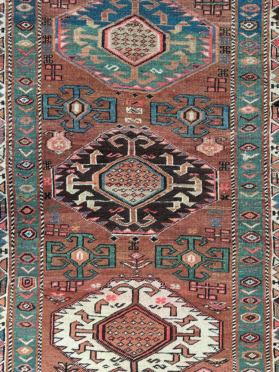 Parastoo – Yarn